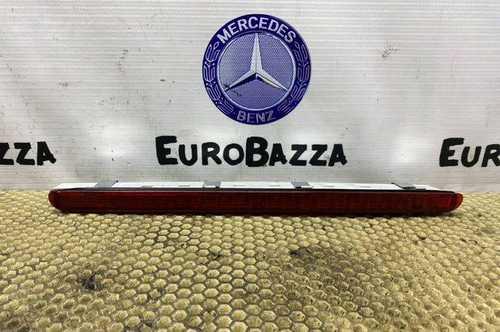 Дополнительный Стоп-Сигнал Mercedes W203