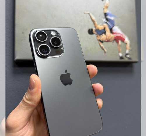 iPhone 15 Pro, 256 ГБ