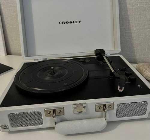 Виниловый проигрыватель crosley