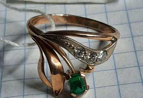 Золотое кольцо с изумрудом и бриллианты
