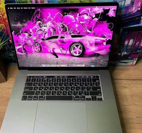 Macbook pro 16 2019 i9 32gb Крутой