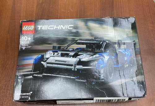 Lego Technic 10+ 42123