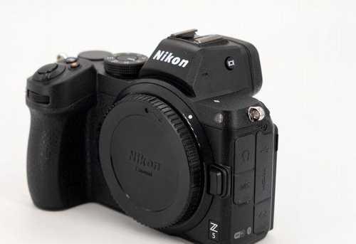 Nikon Z5 Body (Like NEW)