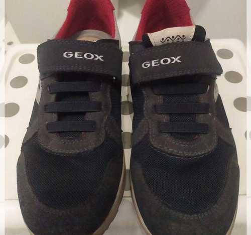 Кроссовки Geox разм.36