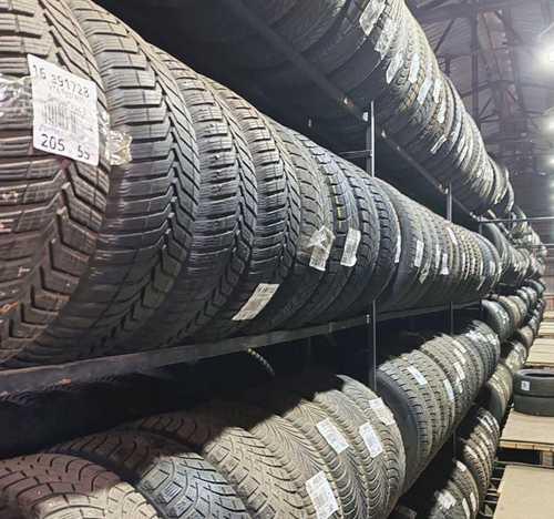 Yokohama Ice Guard IG50  215/60 R16 95S