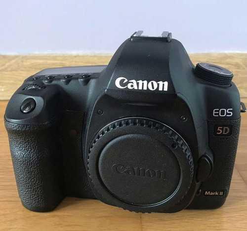 Canon 5D mark ii body (пробег 5 тысяч)