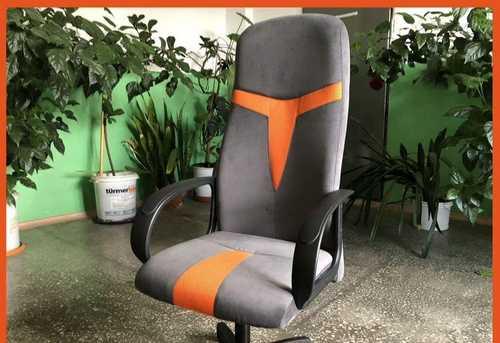 Новое компьютерное кресло в ткани в наличии