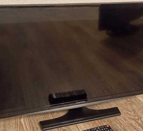 Samsung UE32J4100 телевизор 28"дюймов 100Гц DVB-T2