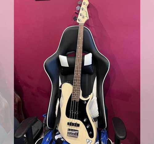 Бас гитара aria pro 2 jet