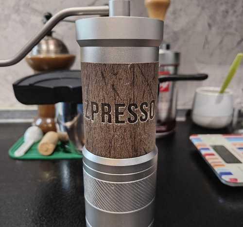 Кофемолка 1zpresso je-plus