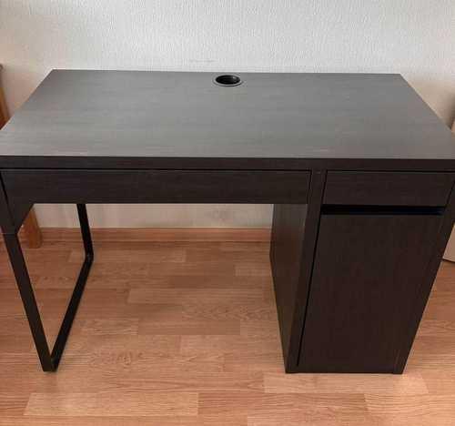 Письменный стол IKEA mikke черный