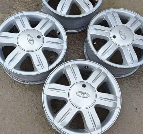 Литые диски r15 4/100/60.1 ET50 LADA Largus