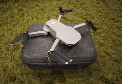 Квадрокоптер DJI Mavic Mini Fly More Combo