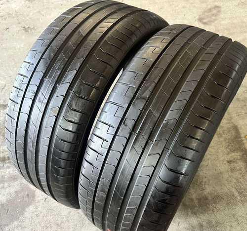 Pirelli P Zero PZ4 245/45 R19 102Y