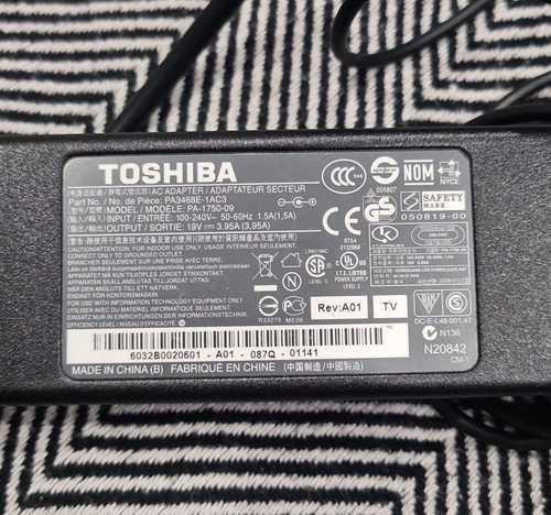 Toshiba блок питания для ноутбука
