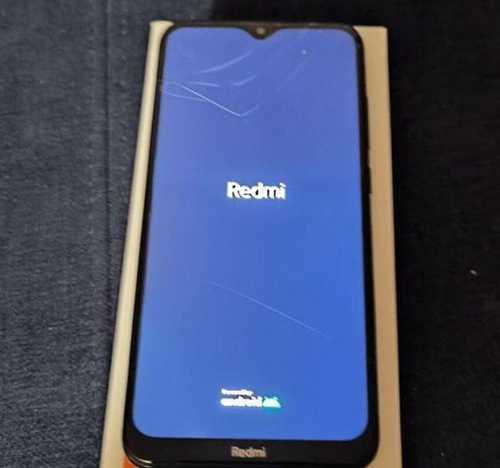 Xiaomi Redmi 8, 3/32 ГБ