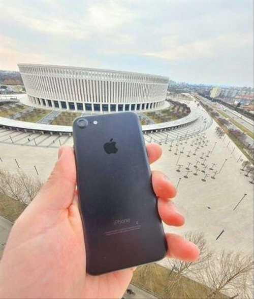 iPhone 7 128gb Black (77)