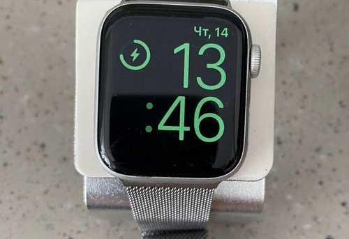 Подставка для часов Apple watch