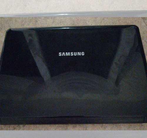 Нетбук samsung NP N140