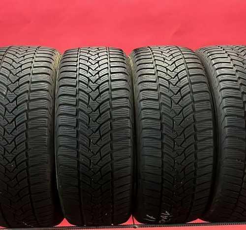 Esa-Tecar Super Grip 9 225/50 R17 103V