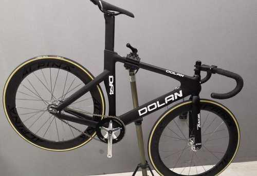 Dolan DF4 трековый велосипед карбон