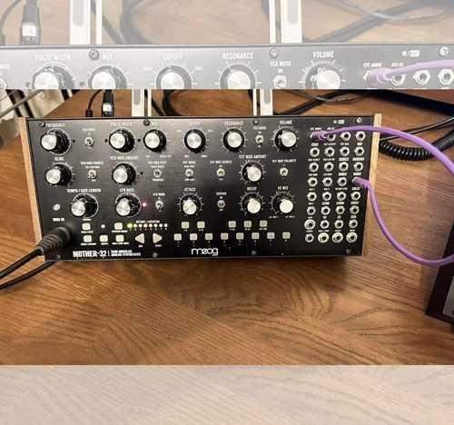 Moog mother 32