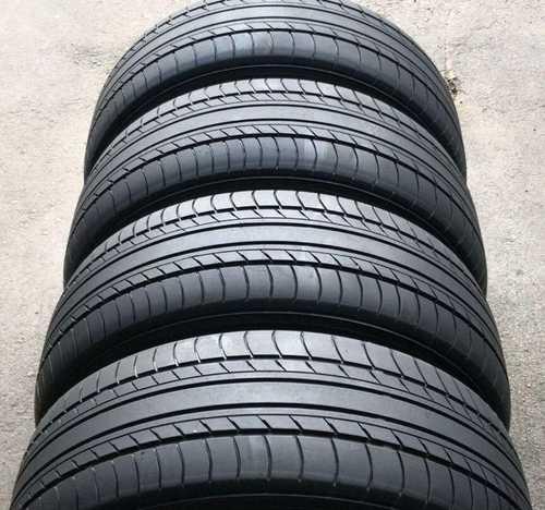 Yokohama dB Decibel E70N 215/55 R17