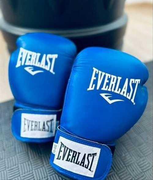 Боксерские перчатки Everlast Amateur Cometition