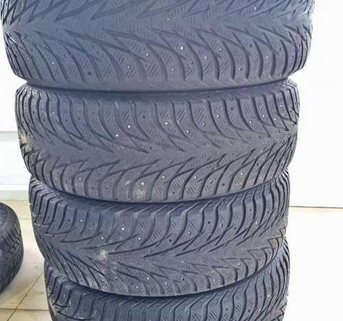 Yokohama Ice Guard IG35 235/65 R17 108T