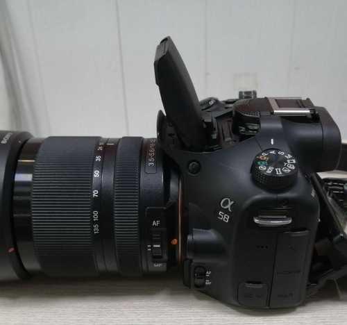 Зеркальная камера Sony SLT-A58 + SAL18-135