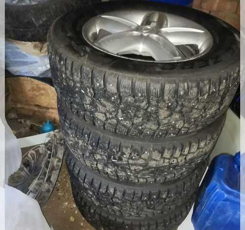 Зимние колеса Pirelli ice zero 215/65r16