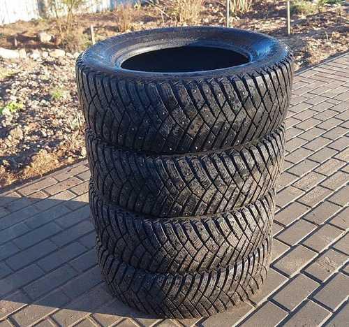 Goodyear Ultragrip Ice Arctic 215/65 R16 98T