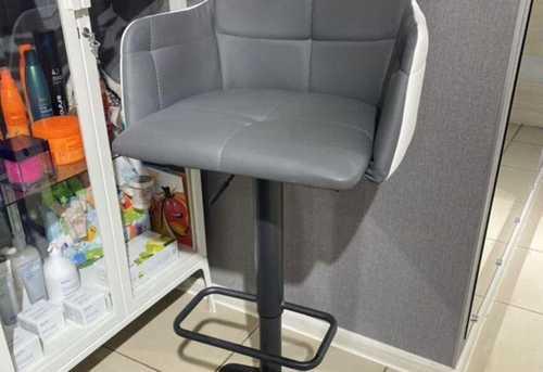 Барный стул для бровиста/ визажиста