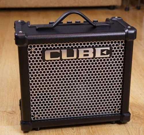 Комбоусилитель roland cube 10x