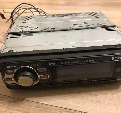 Автомобильный мультимедийный ресивер sony
