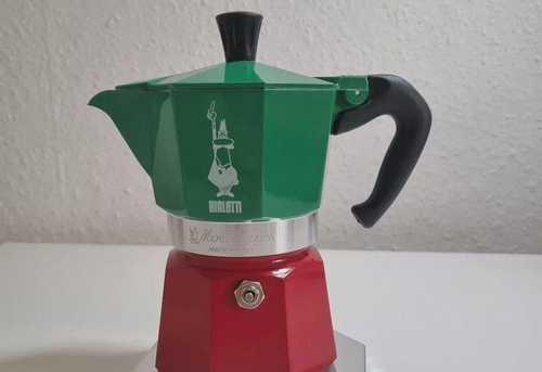 Гейзерная кофеварка Bialetti Moka Express Italia