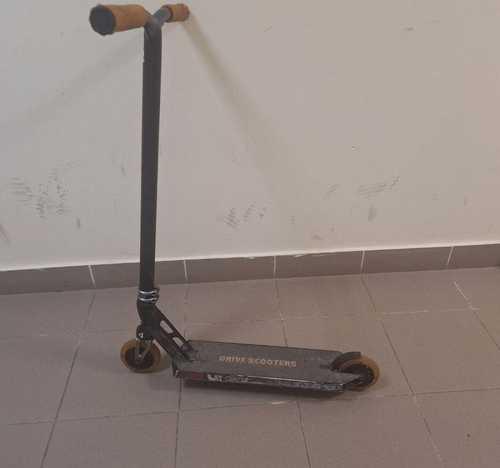 Трюковой самокат drive scooters kozlina