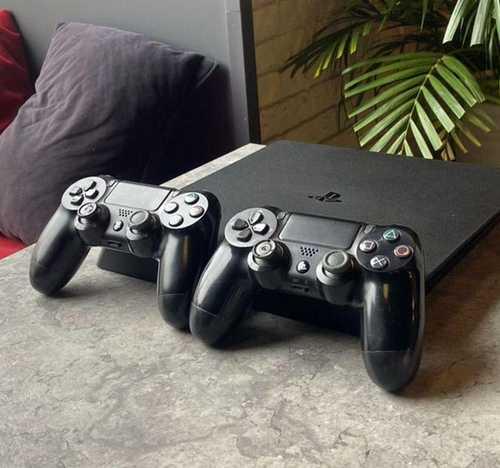 Sony playstation 4 slim