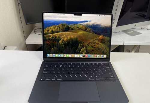 MacBook Air 13" (2022) М2 8 Gb 256 SDD (Э-749)