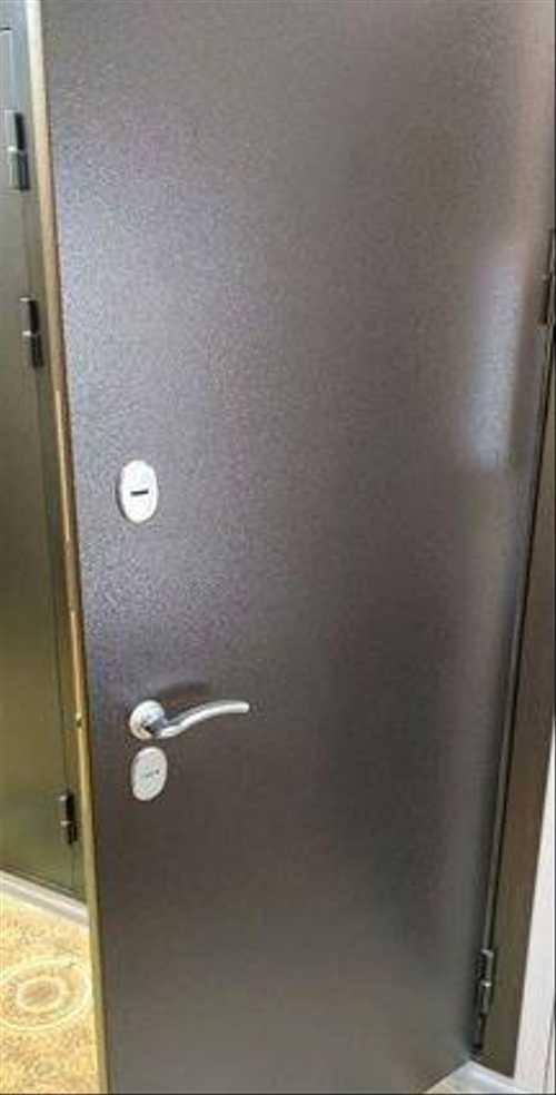 Дверь входная металл металл 8 см