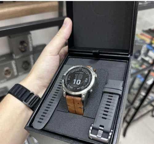 Garmin Fenix 7 Pro Sapphire Solar c кожаным рем