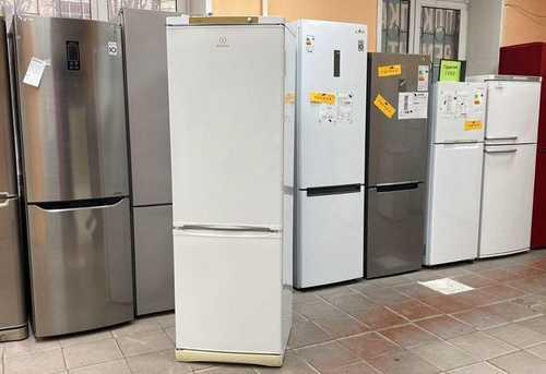 Холодильник Indesit бу