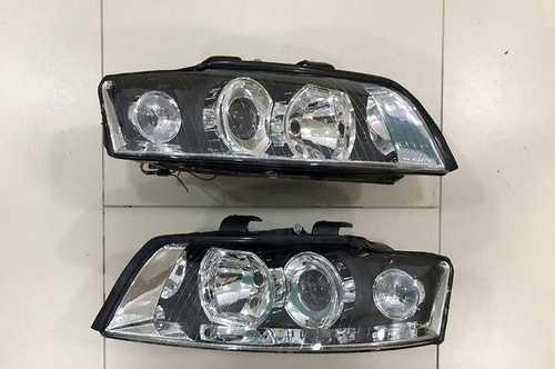 Фара ксенон Audi A4 (B6) 2001-2005