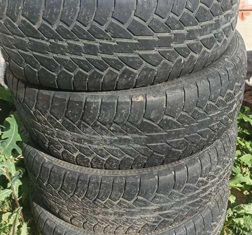 Cooper Discoverer AST 235/65 R17