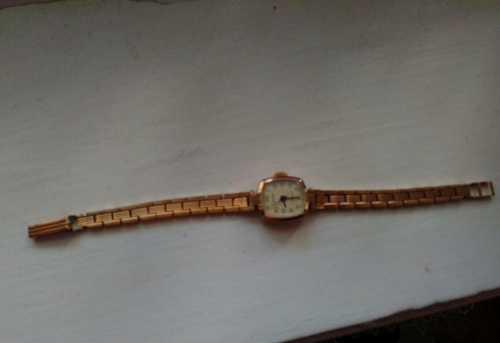 Продам женские часы заря СССР