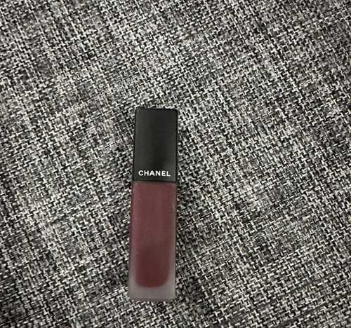Блеск для губ chanel