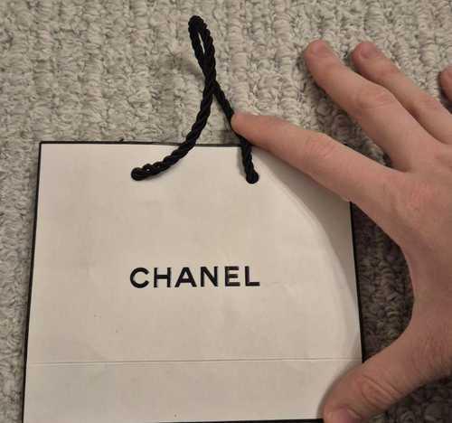 Фирменные пакеты Chanel, цум