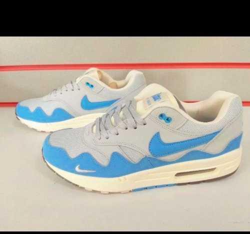 Кроссовки Nike Air Max 1