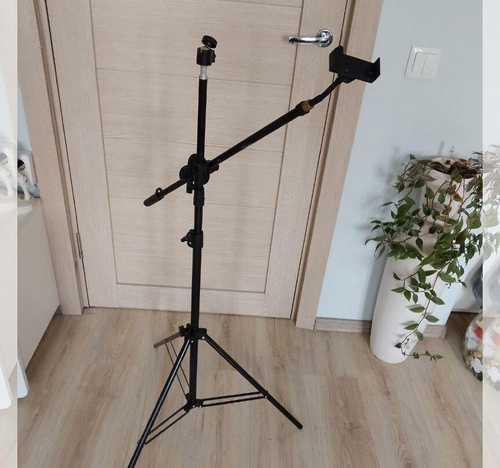 Штатив много функций