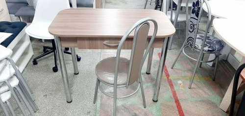 Кухонный стол и стулья (новый)